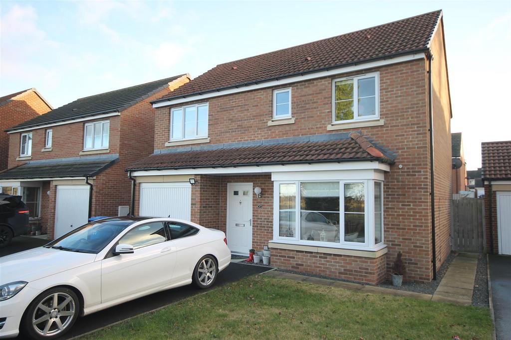 Rosewood Drive, Ponteland, Newcastle... 4 bed detached house - £450,000