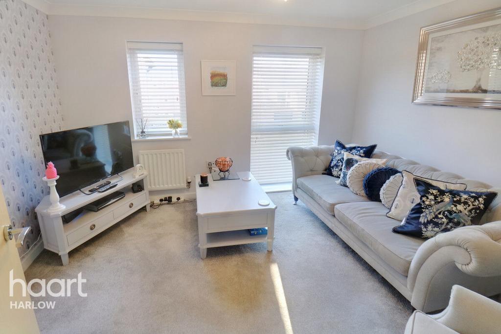 Tanyard Place, Harlow 3 bed terraced house - £365,000