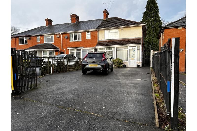 Hazelville Grove, Hall Green, Birmingham 3 bed semi-detached house - £ ...