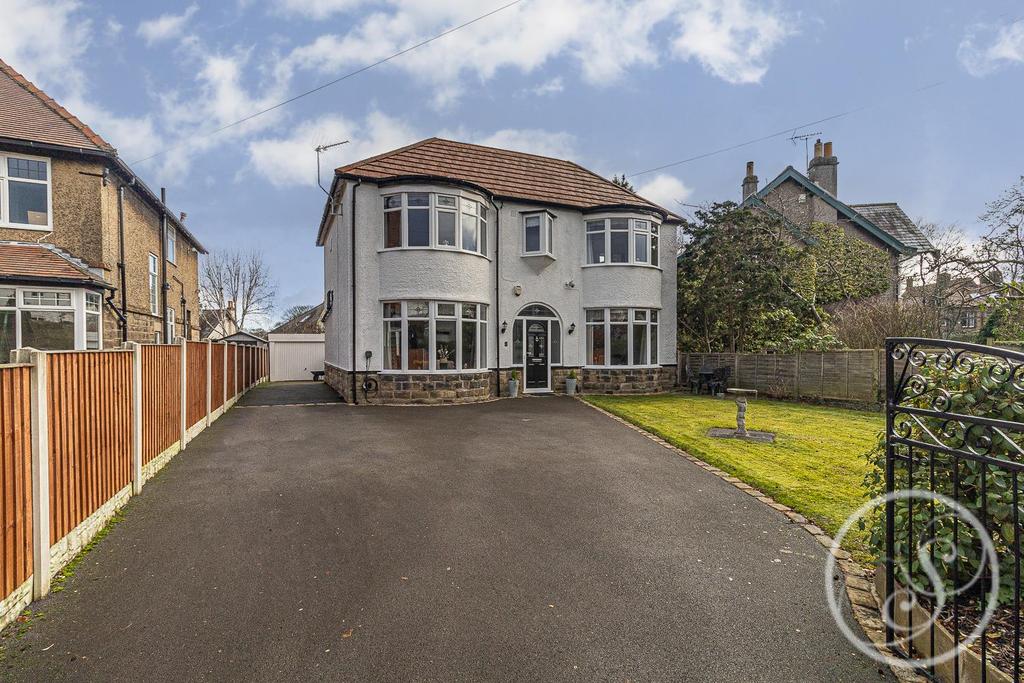 West Park Road, Leeds 4 bed detached house - £725,000