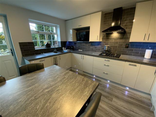 Springwell Grove, Beighton, Sheffield, S20 1XE 4 bed detached house for ...