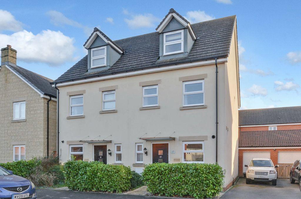 Soprano Way, Trowbridge BA14 7WL 3 bed semi-detached house - £320,000