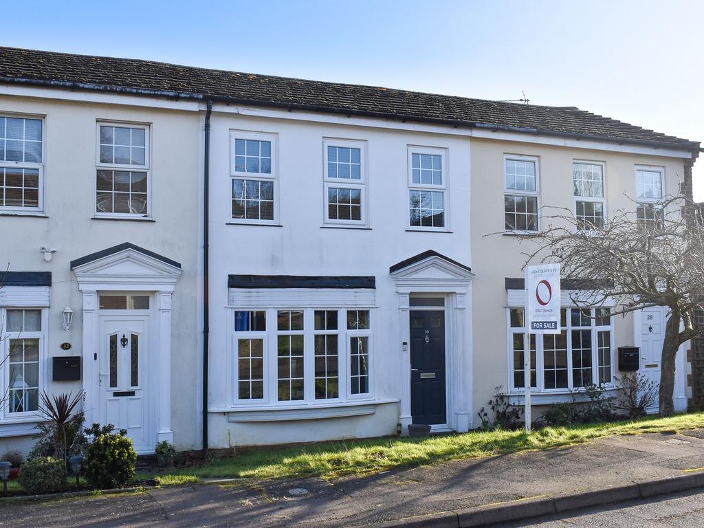 Simons Walk, Pattishall, NN12 2 bed terraced house - £225,000