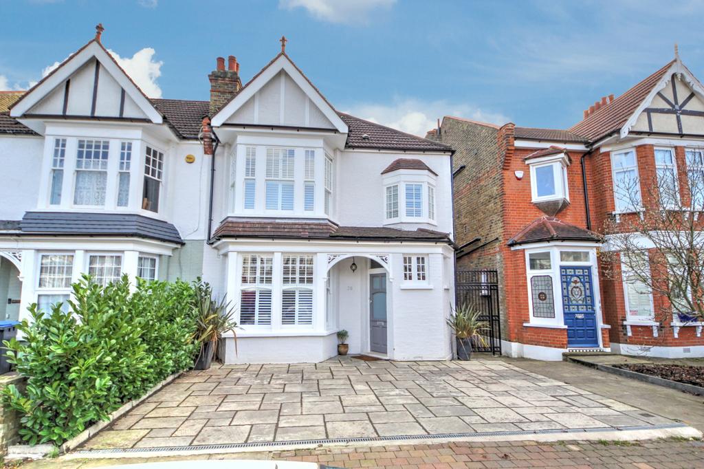 The Mall, London, N14 4 bed semi-detached house - £1,150,000