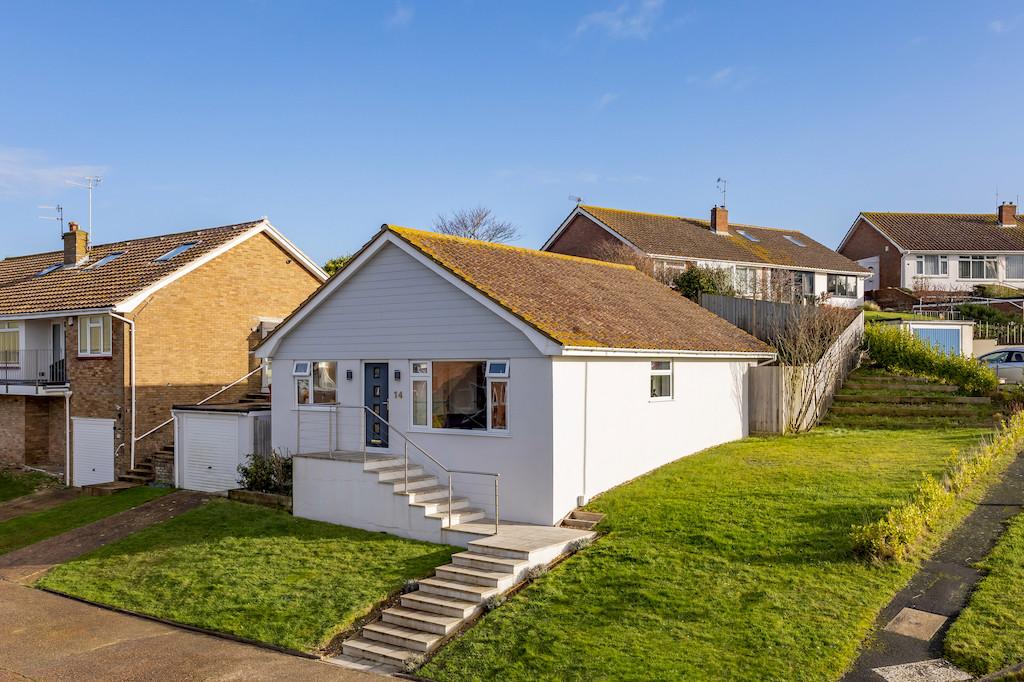 Rye Close, Saltdean, East Sussex, BN2 2 bed detached bungalow for sale ...