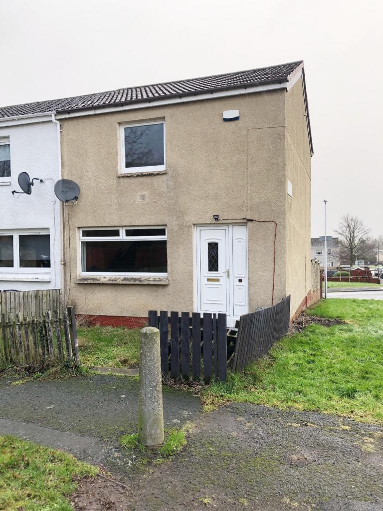 Balmoral Path, Larkhall ML9 2 bed semi-detached house - £65,000