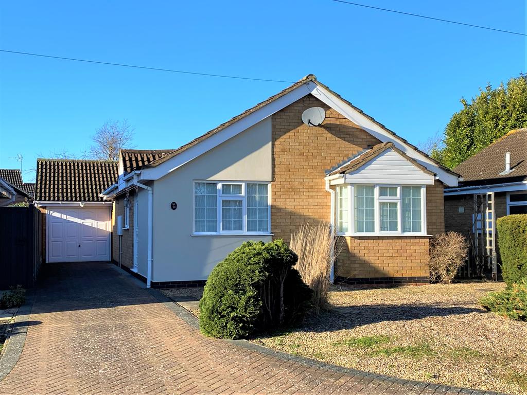 Westminster Way, Grantham, NG31 2 bed bungalow - £235,000