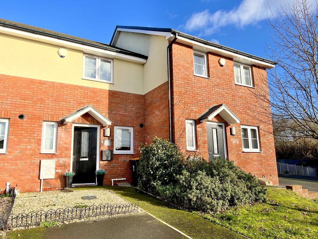Frobisher Road, Newport NP19 2 bed terraced house - £850 pcm (£196 pw)