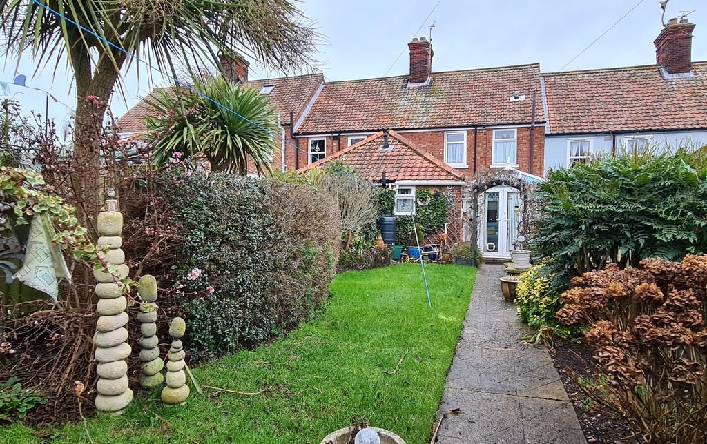 Church Lane, Mundesley 2 bed terraced house - £240,000
