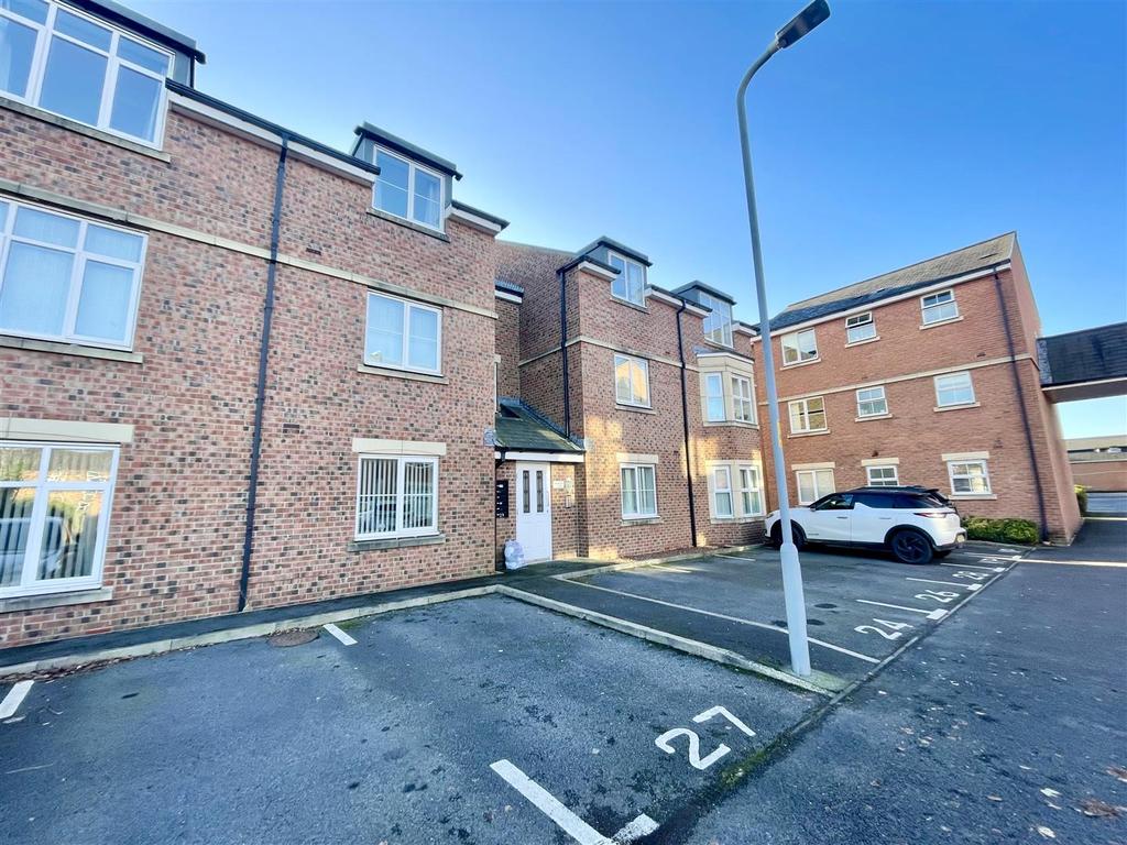 Dorman Gardens, Middlesbrough 2 bed flat - £650 pcm (£150 pw)