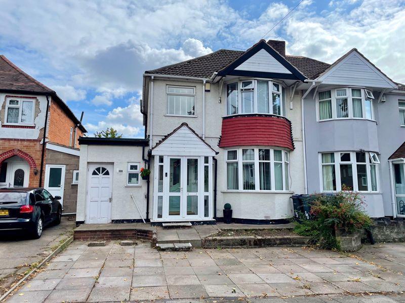 Warren Hill Road, Kingstanding... 3 bed semi-detached house - £260,000