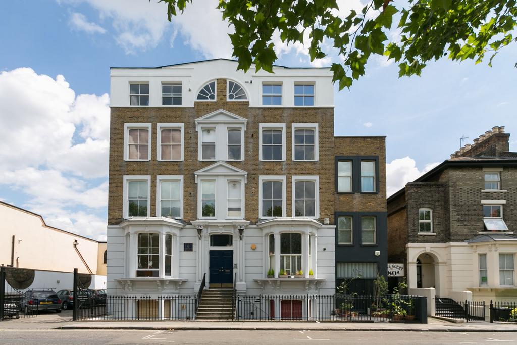 The Driftway, Grove Road, Bow, E3 2 bed flat - £2,000 pcm (£462 pw)