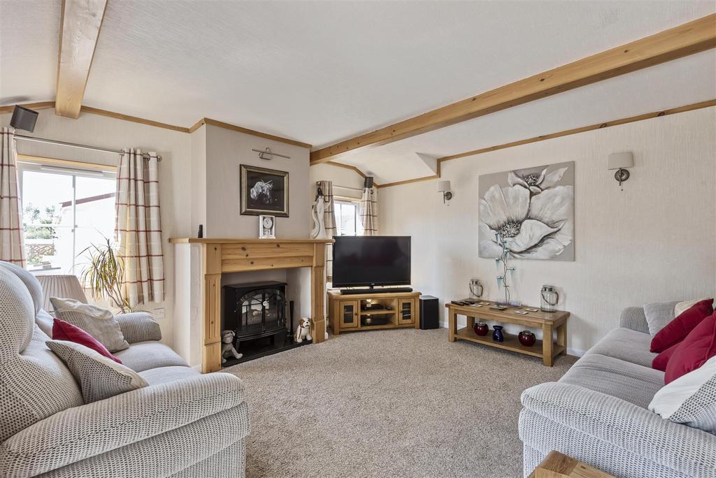 Yeomans Way, Harrietsham 2 bed mobile home - £190,000