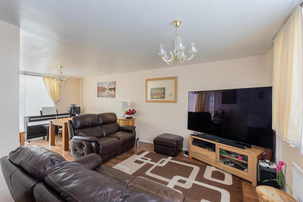 Borderside, Wexham, Slough 3 bed terraced house for sale - £349,950