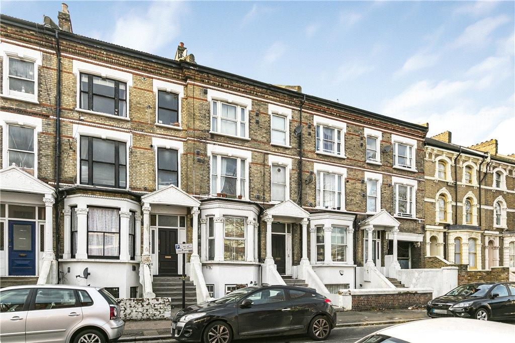 Stockwell Road, London, SW9 2 bed apartment - £1,750 pcm (£404 pw)