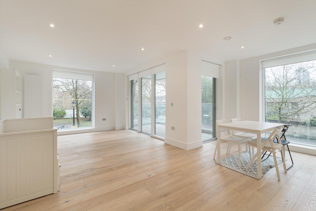 Harper Road, London, SE1. 2 bed flat - £3,033 pcm (£700 pw)