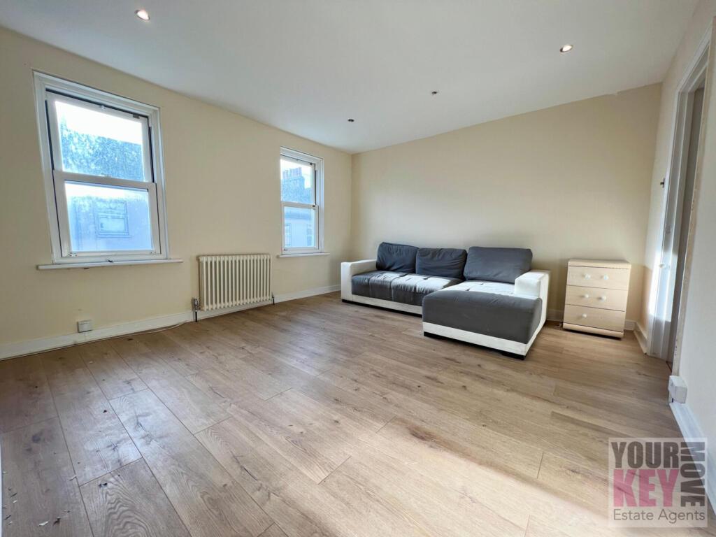 East Cliff, Folkestone, Kent CT19 6BX 3 bed terraced house - £240,000