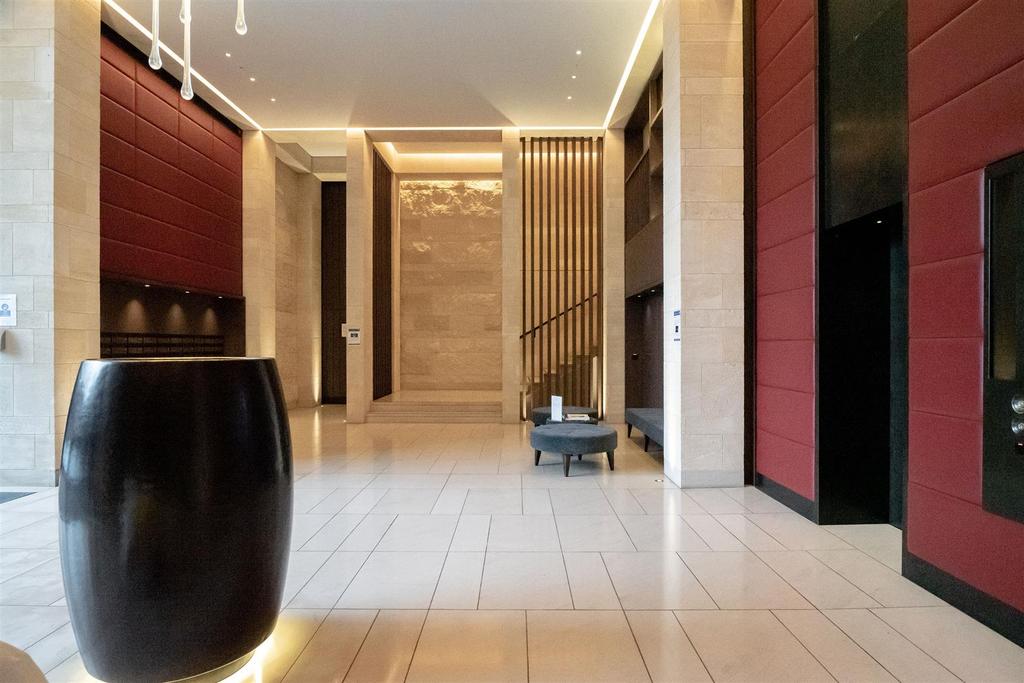 3 Merchant Square, Paddington, W2 1 bed apartment - £3,466 pcm (£800 pw)