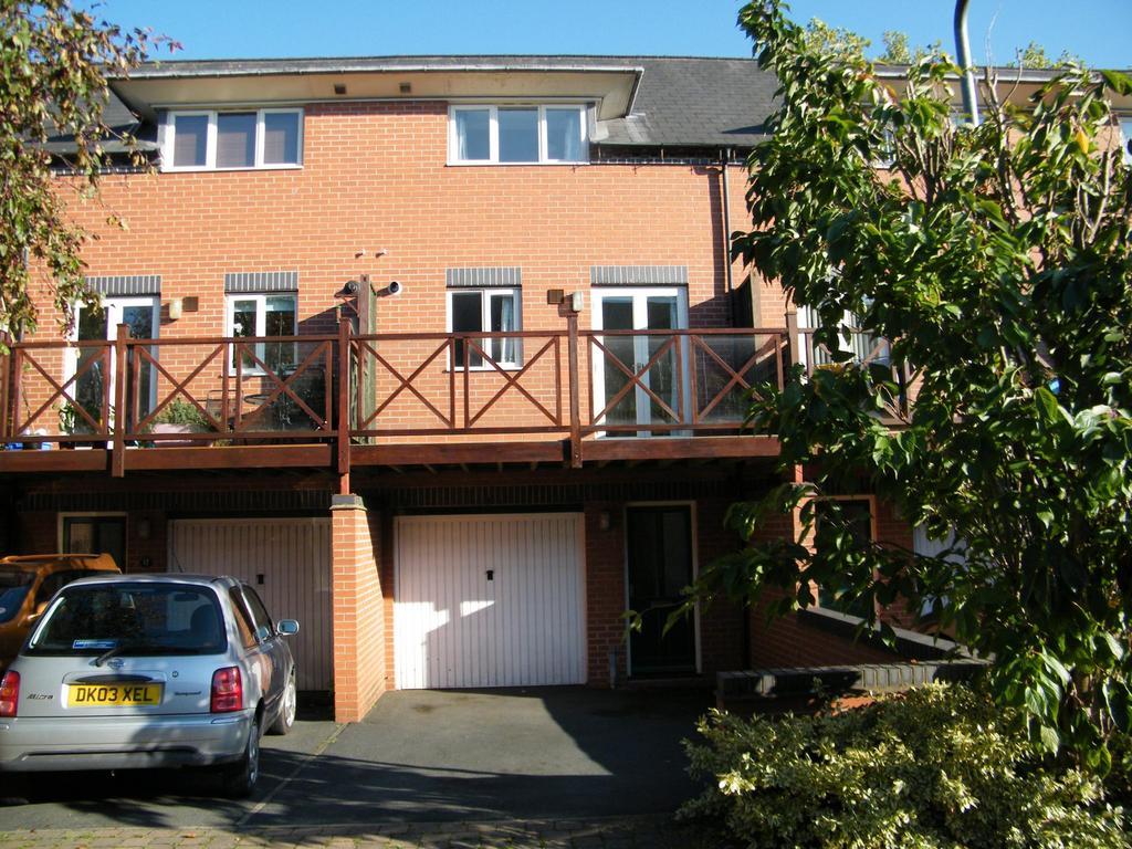 Coningsby Court, Coningsby Street... 3 bed detached house - £975 pcm (£ ...