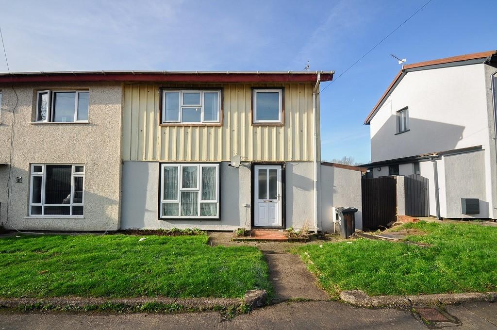 7 Rutherford Hill 3 bed semi-detached house - £150,000