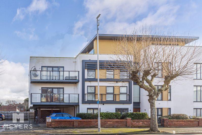 The Abbotts, 28 Stour Road, Christchurch, BH23 2 bed apartment for sale ...