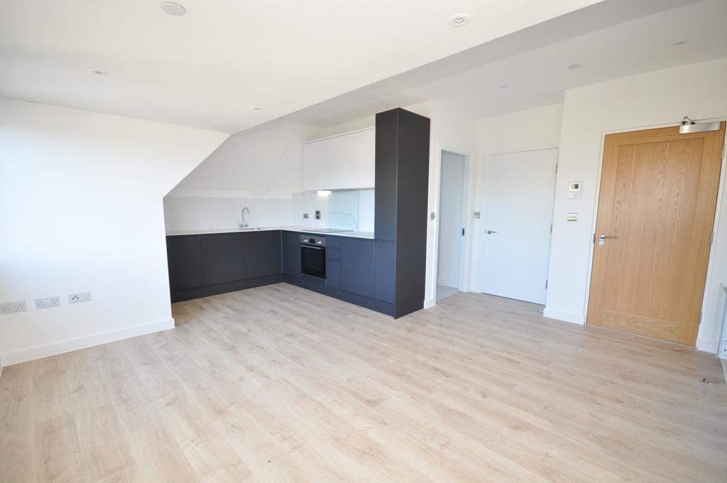 Station Road Redhill RH1 1 bed apartment - £1,150 pcm (£265 pw)
