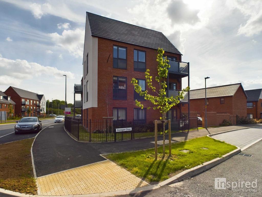 Burney Drive, Glebe Farm 2 bed apartment - £240,000