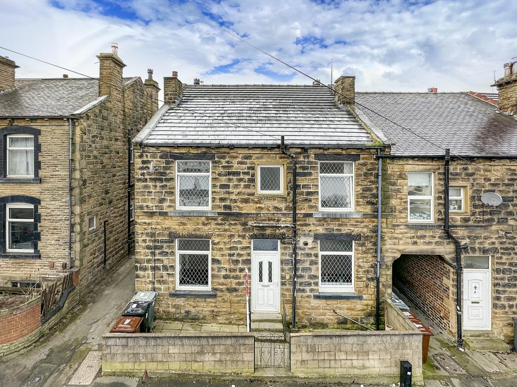 Great Northern Street, Morley, LS27 2 bed terraced house - £145,000