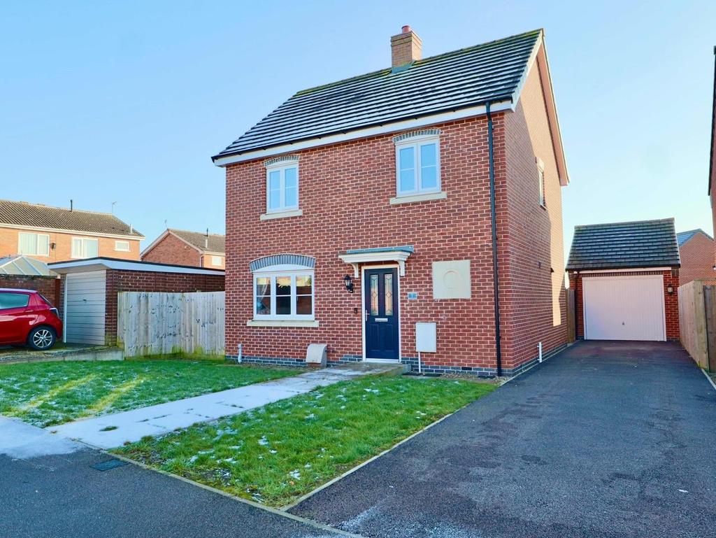 Gometra Close, Hinckley 3 bed detached house - £340,000