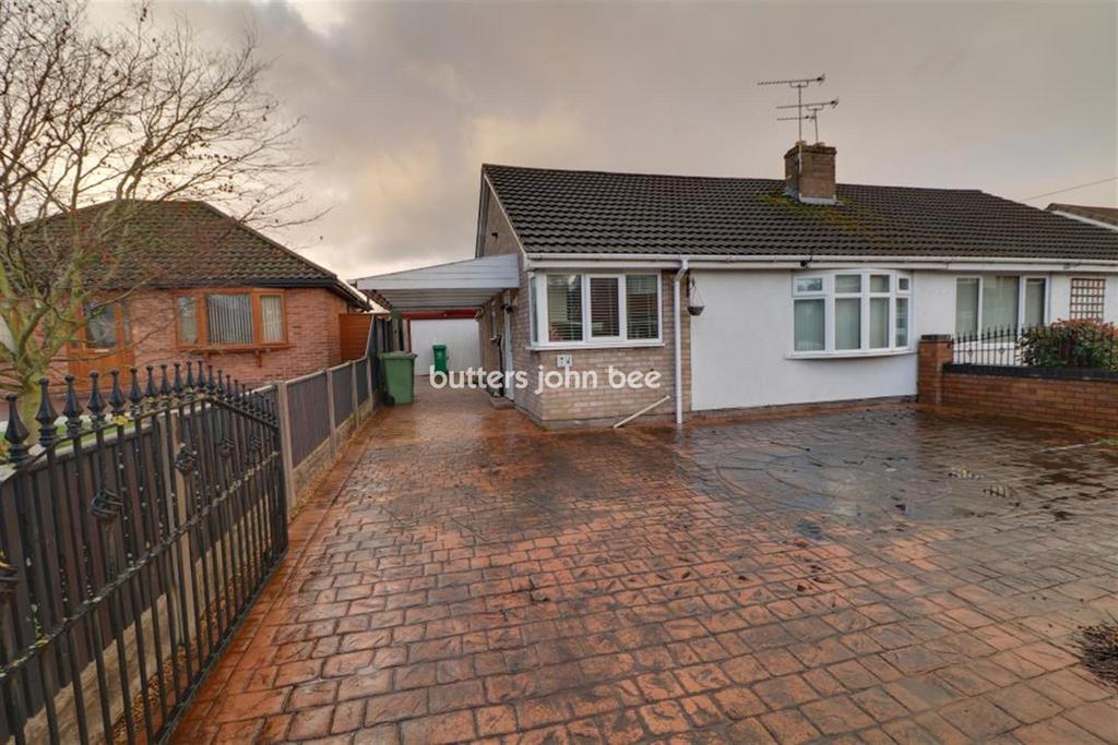 Singleton Ave, Crewe, CW1 2 bed bungalow - £895 pcm (£207 pw)