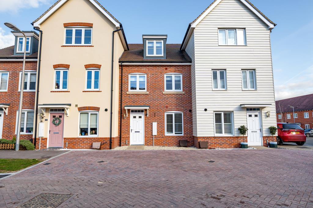 Woodley, RG5, RG5 3 bed terraced house - £440,000