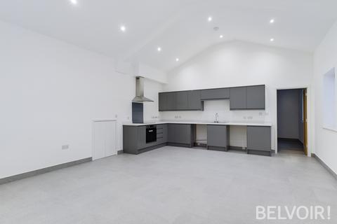 Houses to rent in Stone | OnTheMarket