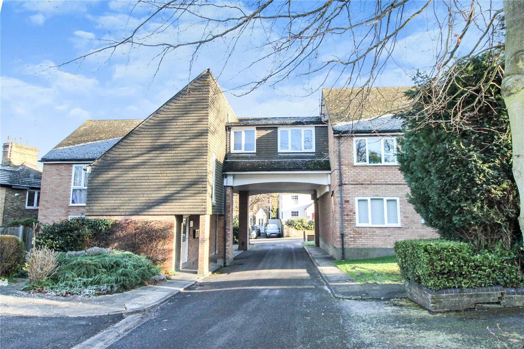 Junction Road, Warley, Brentwood... 1 bed apartment - £190,000