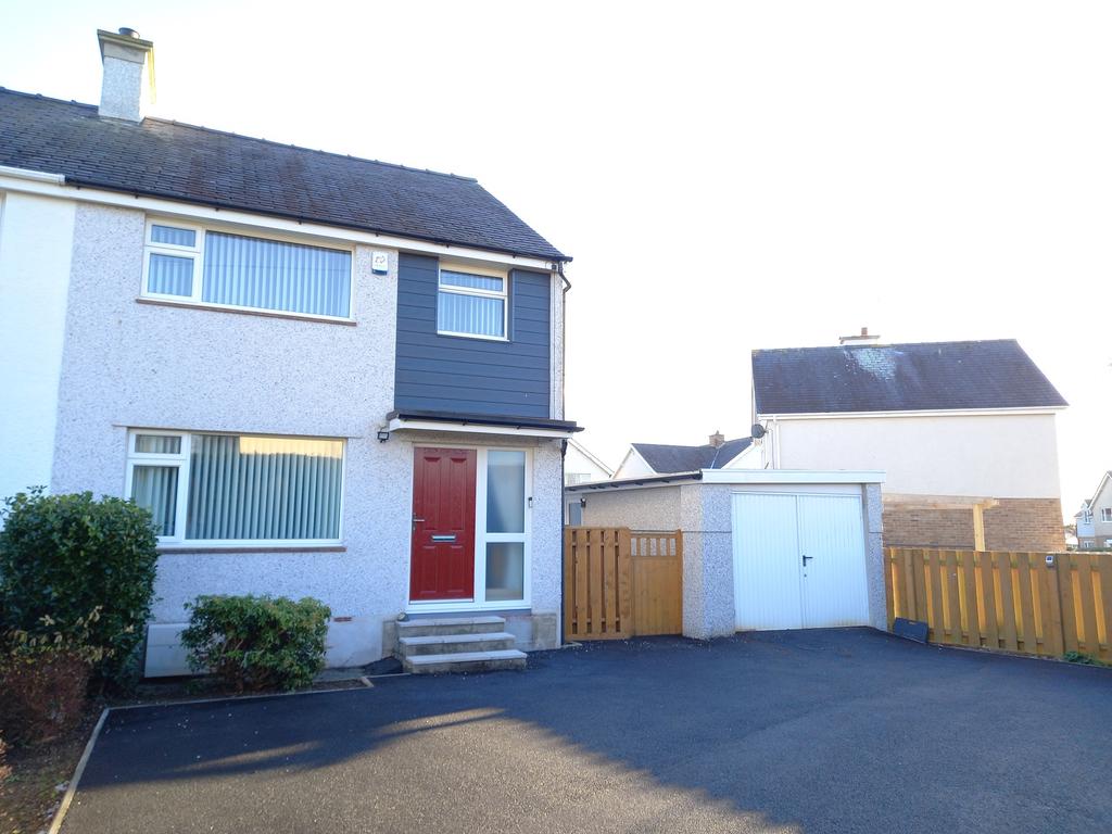 Y Rhos, Bangor LL57 3 bed semi-detached house - £267,500