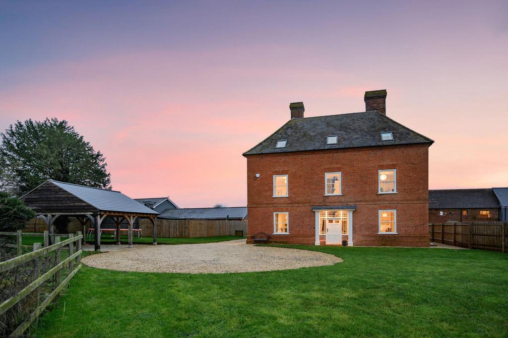 Ryton On Dunsmore, Coventry, Warwickshire CV8 3ER 7 bed country house ...