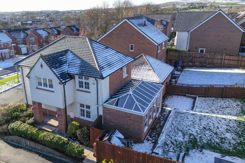 Bateman Avenue, Wardle OL12 9ST 4 bed detached house - £385,000
