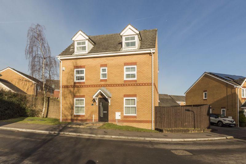 Churchwood, Pontypool - REF# 00017039 4 bed detached house for sale - £ ...
