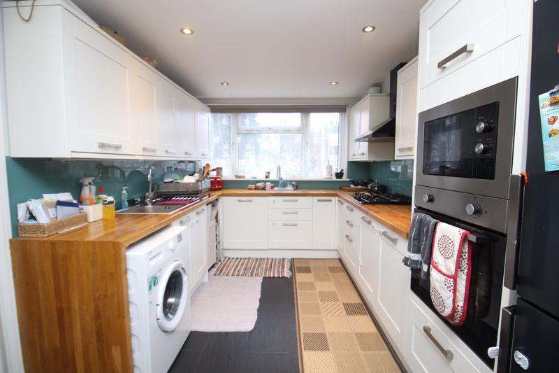 High Street, Chalvey, Slough, SL1 3 bed terraced house - £1,495 pcm (£ ...