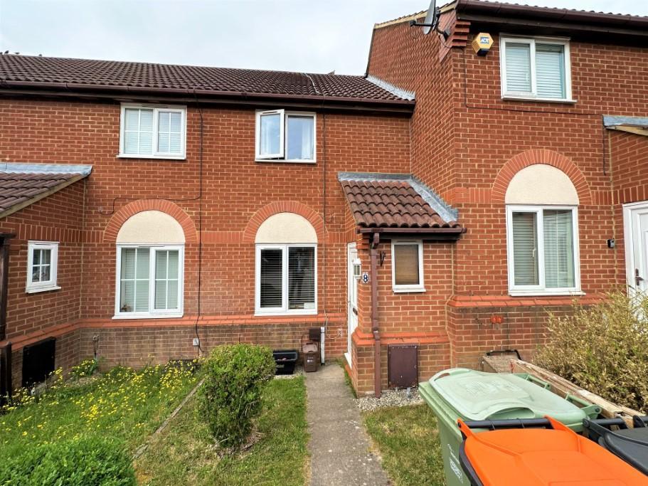 Yately Close, Luton, LU2 7HF 2 bed terraced house - £1,150 pcm (£265 pw)