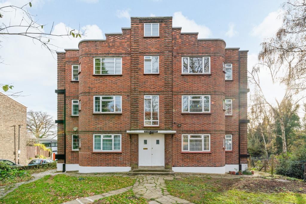 Shepherds Hill, Highgate 2 bed flat - £650,000
