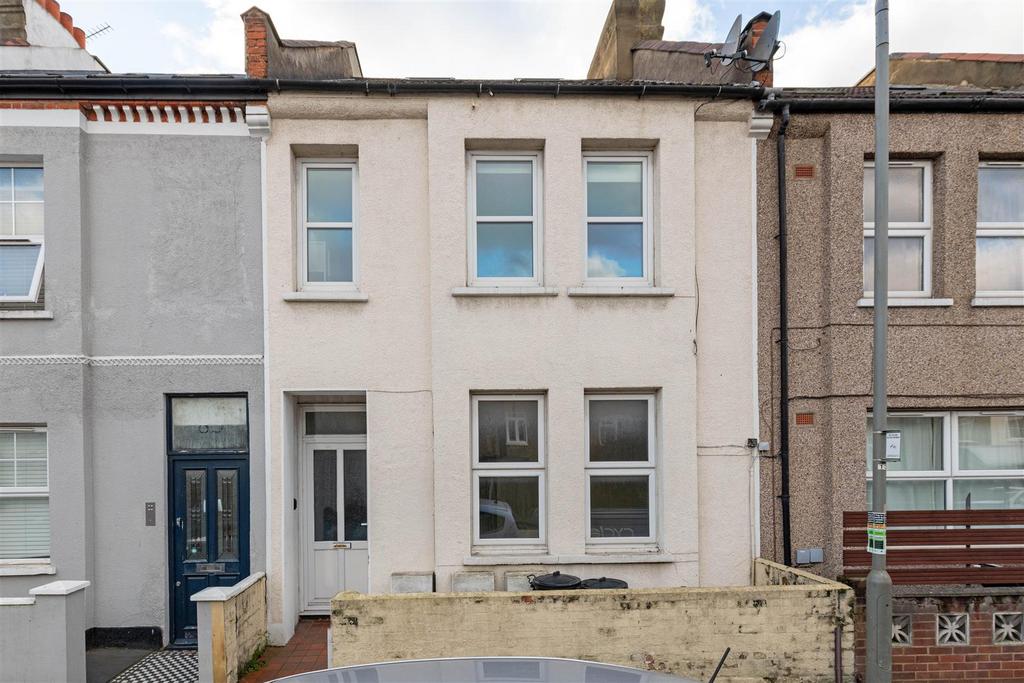 Garratt Terrace, London 2 bed flat - £425,000