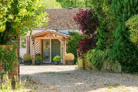 Houses for sale in Bramley, Surrey | OnTheMarket