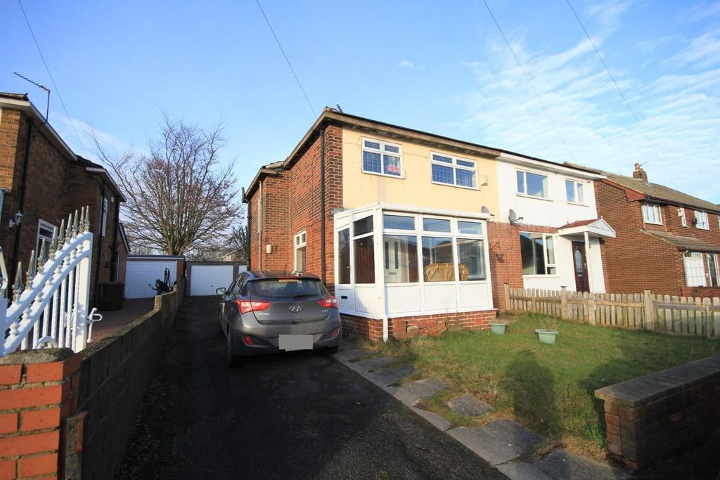 Follingworth Road, Soothill, Batley 3 bed semi-detached house - £210,000