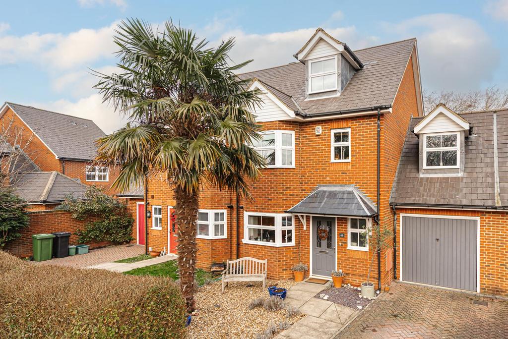 Horton Crescent, Epsom 4 bed semi-detached house - £785,000