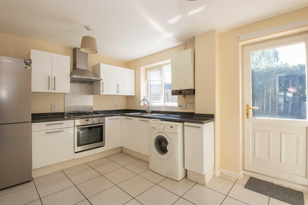 Shepperds Green Shenley Church End 2 Bed Terraced House £1 200 Pcm