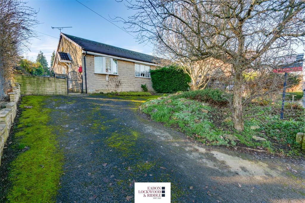 Wood Lane, Treeton, Rotherham 2 bed bungalow - £195,000