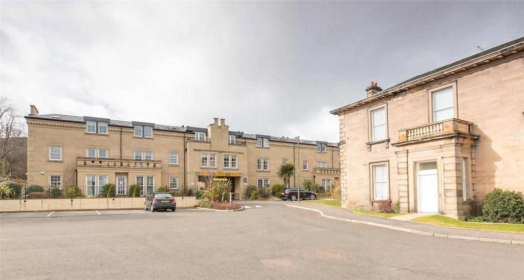 Willowbrae Road, Edinburgh, EH8 2 bed flat - £1,215 pcm (£280 pw)