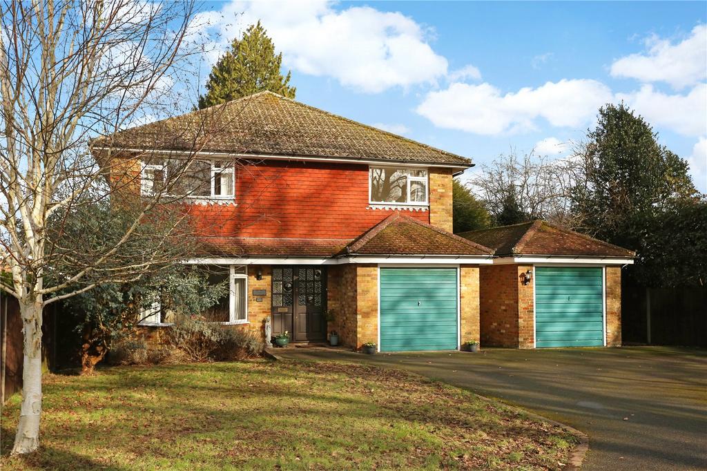 Fullers Road, Rowledge, Farnham, Surrey, GU10 4 bed detached house for ...
