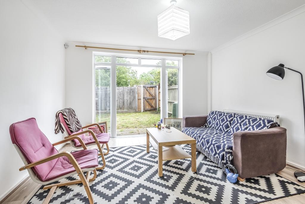 Watergate Street Deptford SE8 2 bed house - £2,000 pcm (£462 pw)
