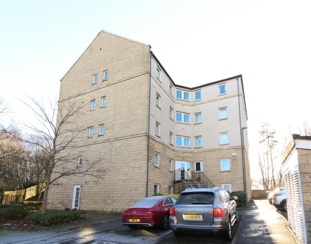 Bonnington Gait, Edinburgh EH6 2 bed apartment - £225,000
